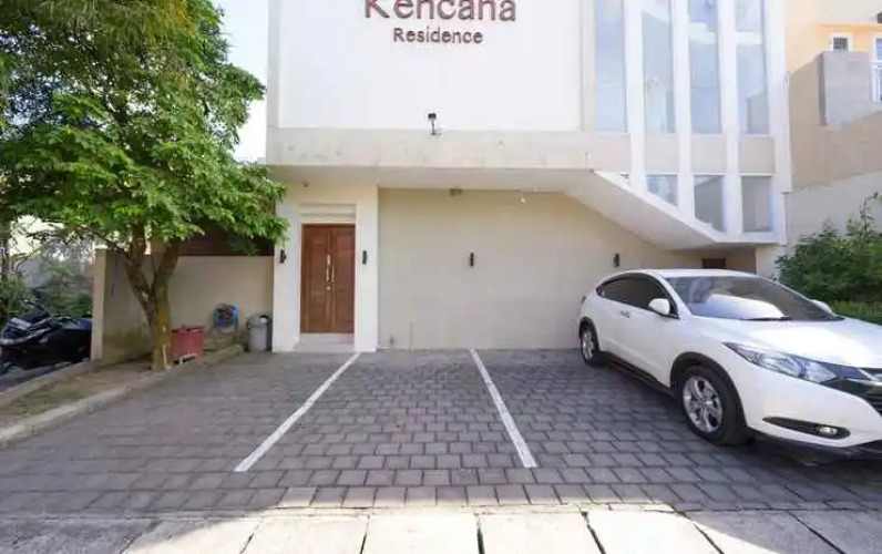 Reddoorz Plus @ Kencana Residence Jimbaran - Jimbaran