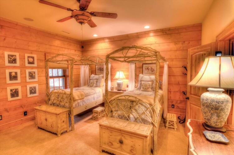 The Lodge At River Run - Roan Mountain, TN