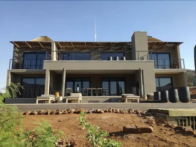 Bakubung Self-catering Chalets - Sun City