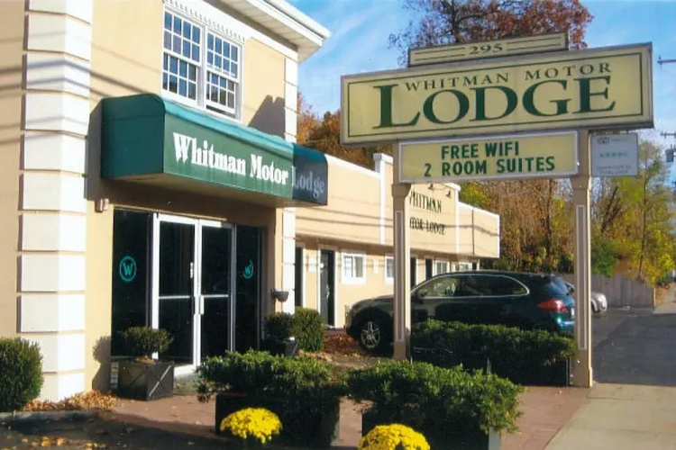 Whitman Motor Lodge - Huntington, NY