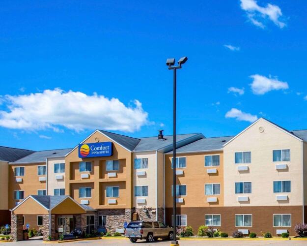 Comfort Inn & Suites - Iowa City, IA