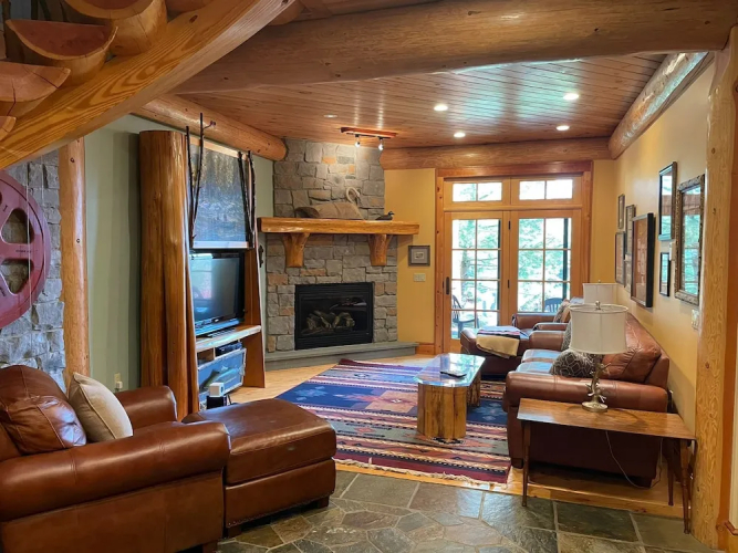 Cayuga Lodge - Cooperstown, NY
