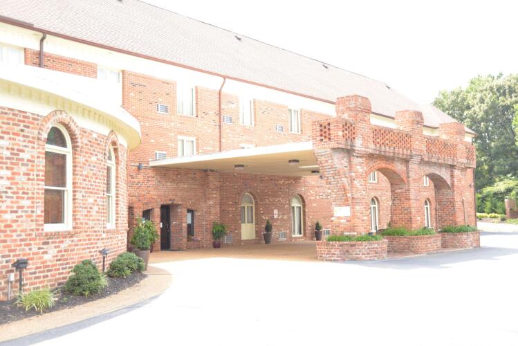 Best Western Plus Governor's Inn - Chesterfield, VA