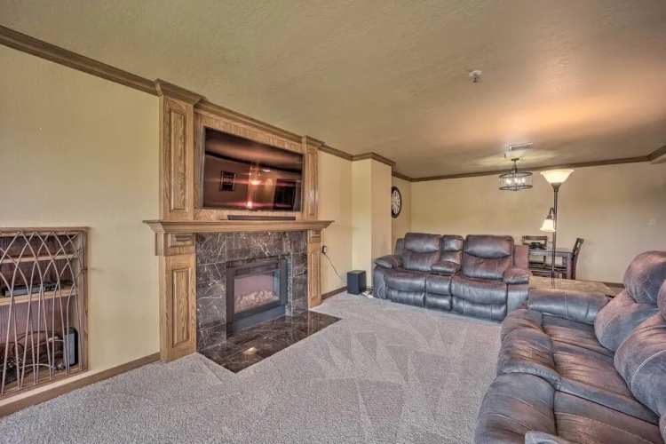 Golf Course & Lake Views: Cozy Afton Condo! - Grove, OK