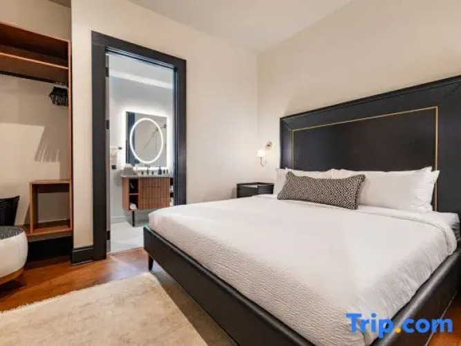 3br Stunning Stay 2 Blocks From Bourbon St | The Mayfair - New Orleans, LA