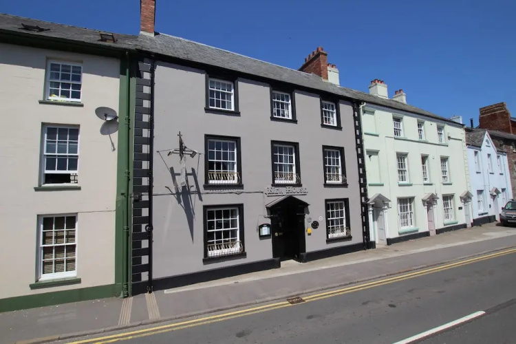 The Beacons Guest House - Brecon