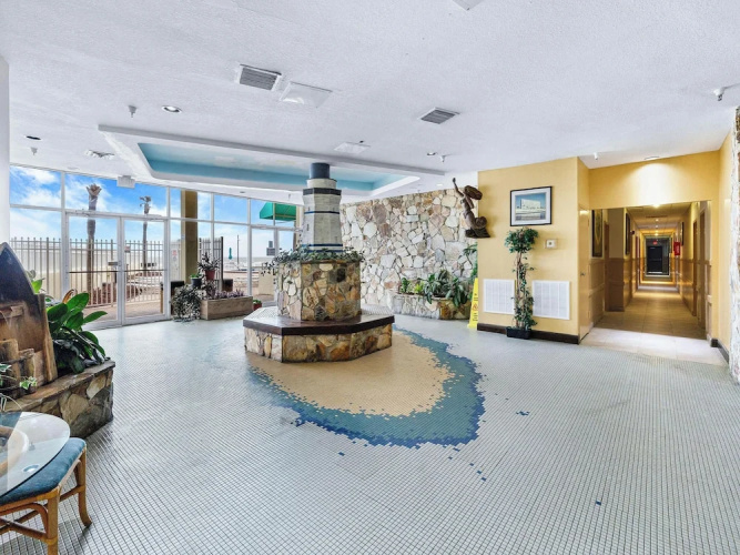 Harbour Beach Resort 616 - Daytona Beach, FL