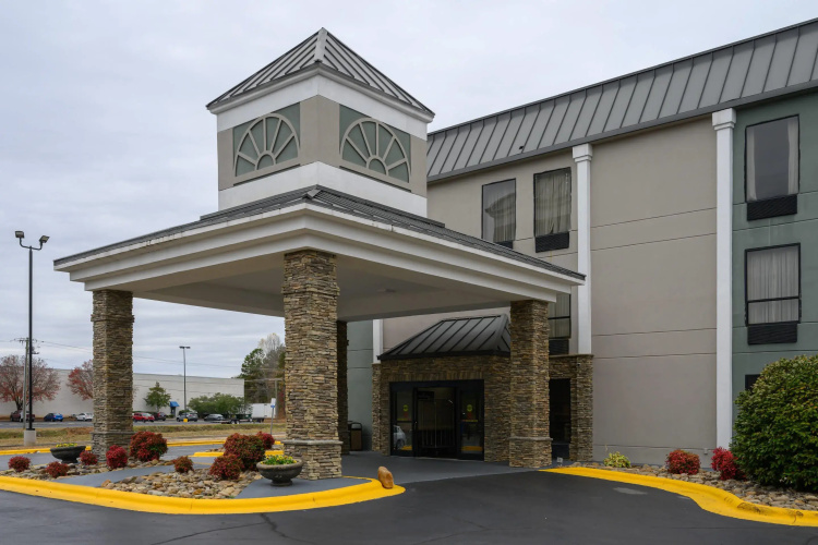 Quality Inn & Suites Lexington South - North Carolina
