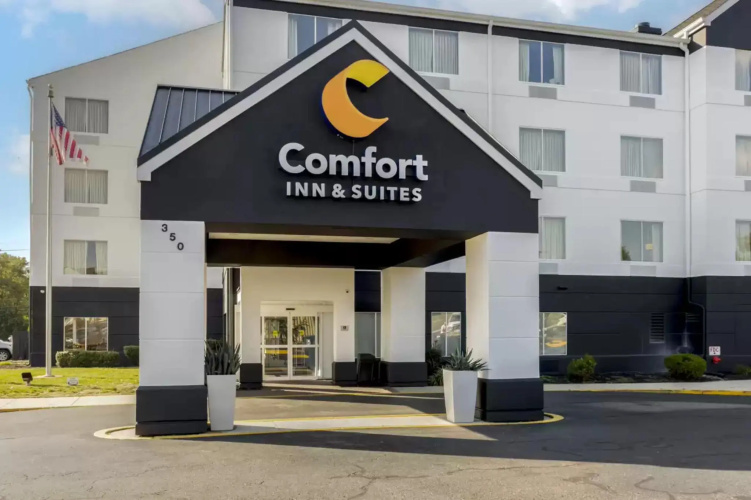 Comfort Inn & Suites Mt. Laurel-philadelphia - Mount Laurel, NJ