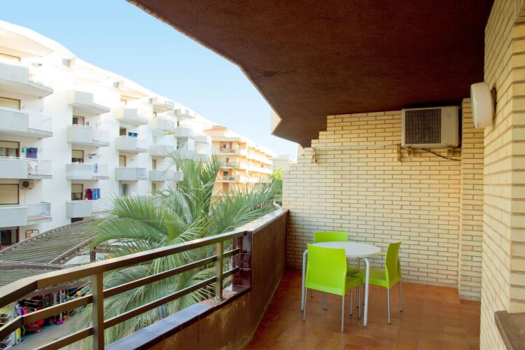 Azahar Apts - Salou