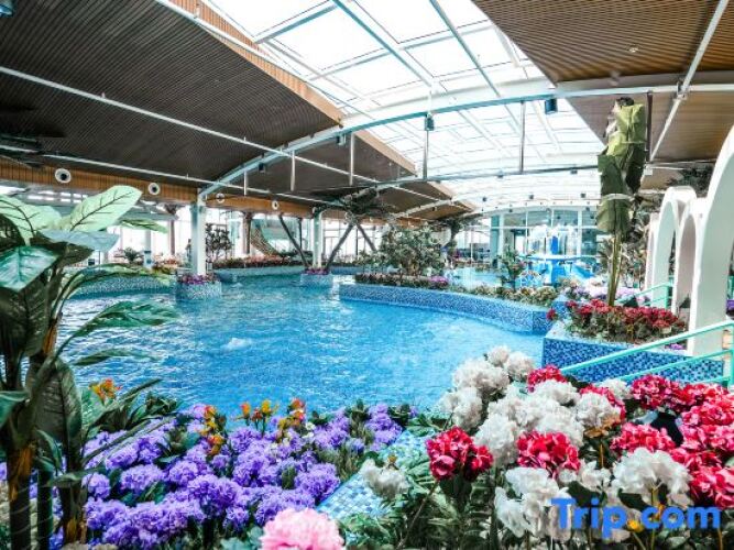 Blue Top Hot Spring Resort (Qinhuangdao Fira Resort) - Qinhuangdao