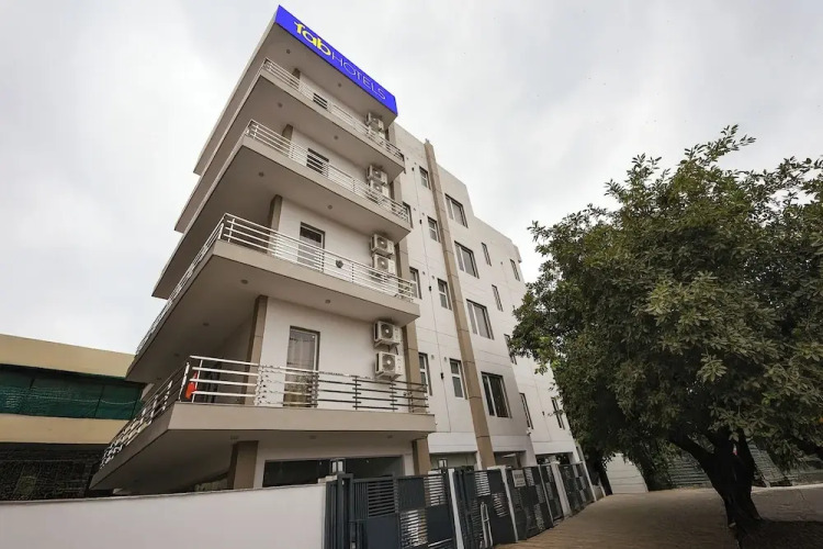 Fabhotel Black Pepper - Faridabad