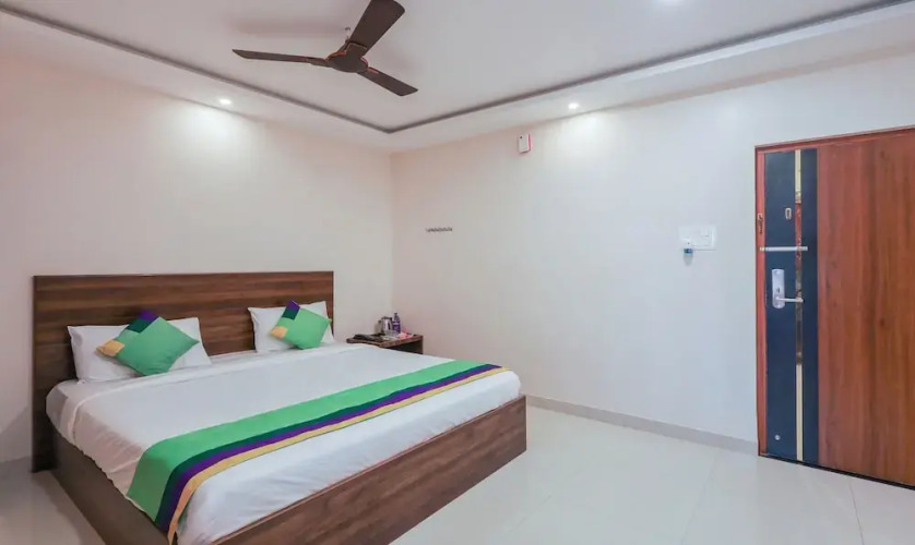Itsy Hotels Everest Leela Residency - Erode