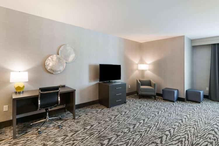 Comfort Suites Kennewick At Southridge - Kennewick, WA