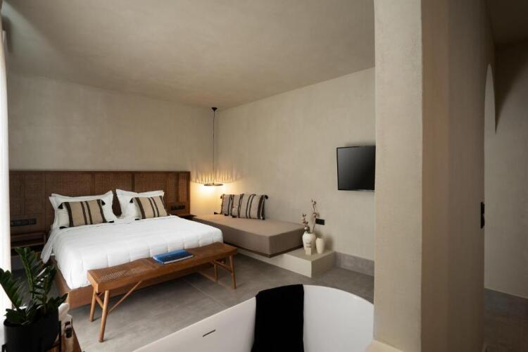 Polis Of Naxos Stylish Suites - Naxos