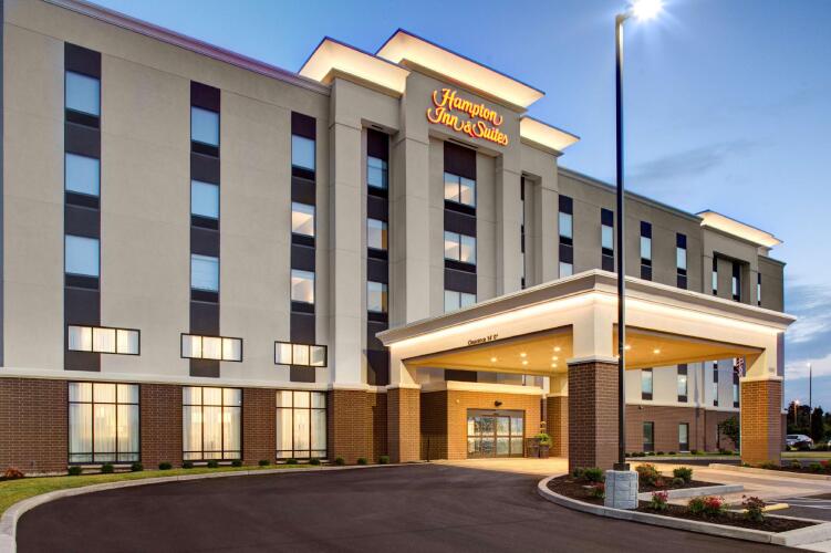 Hampton Inn & Suites Syracuse North Airport Area - Syracuse, NY