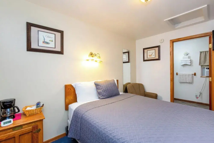Cascade Motel - Oakridge, OR