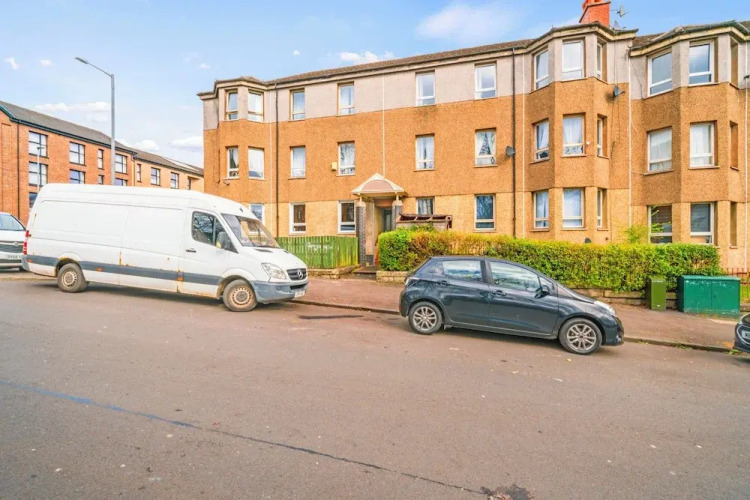 Cosy And Bright 3-bedroom Flat - Glasgow