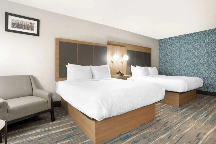 Best Western Plus Mobile Inn & Suites - Mobile, AL