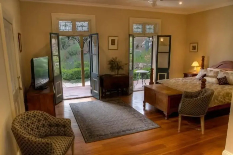 Tizzana Winery Bed & Breakfast - Hawkesbury City Council
