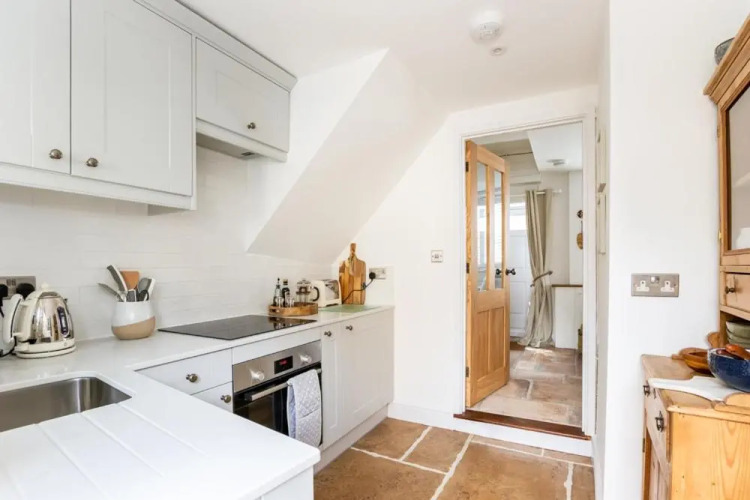 Windsor Cottage-bolthole In Heart Of Cn - 