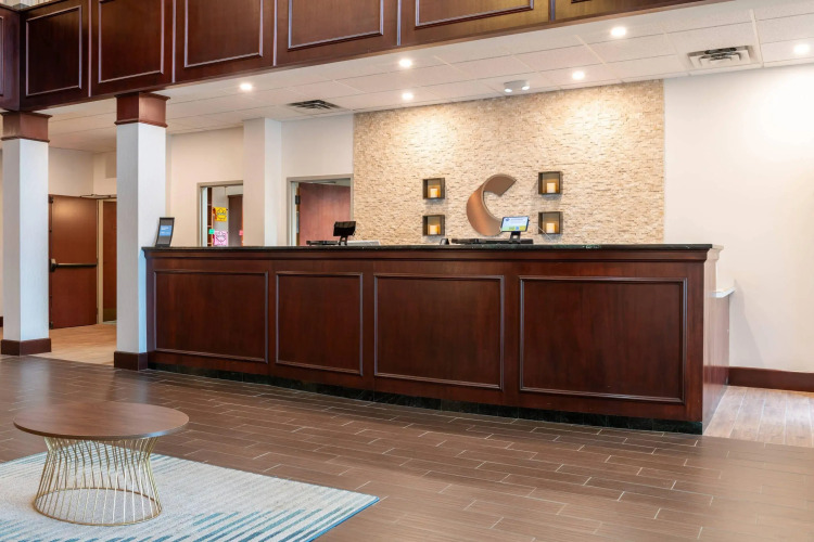 Comfort Inn & Suites Near Burke Mountain - Littleton, NH
