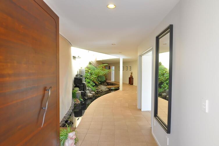 Moon Gate Villa - Kerikeri