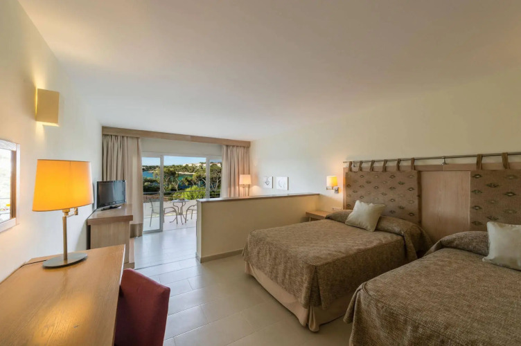 Blau Privilege Porto Petro Beach Resort & Spa - Cala d'Or