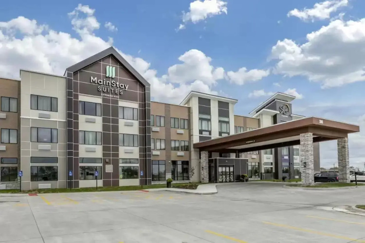 Sleep Inn Waukee-west Des Moines - West Des Moines, IA