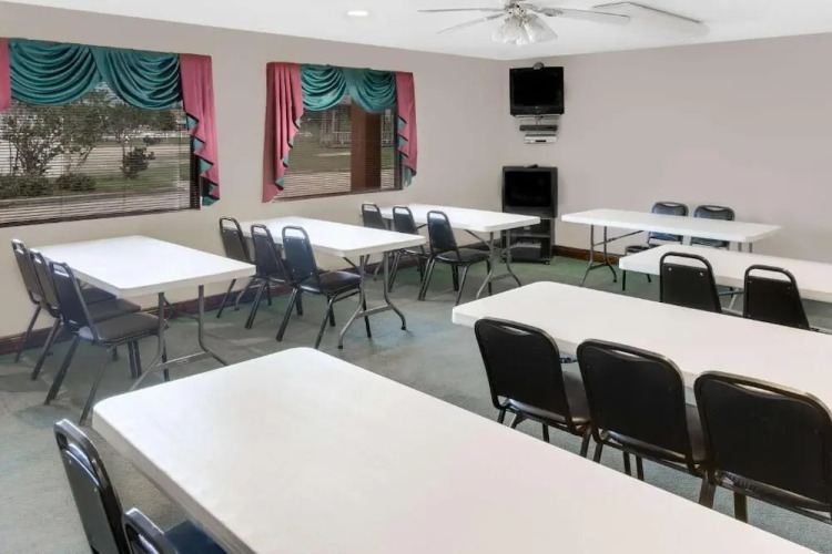 Super 8 Ocean Springs Biloxi - Biloxi, MS