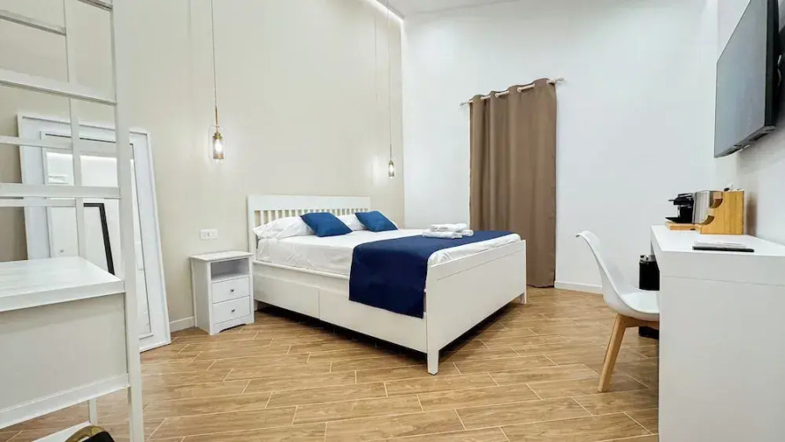 Giandra Rooms And Garden - Messine