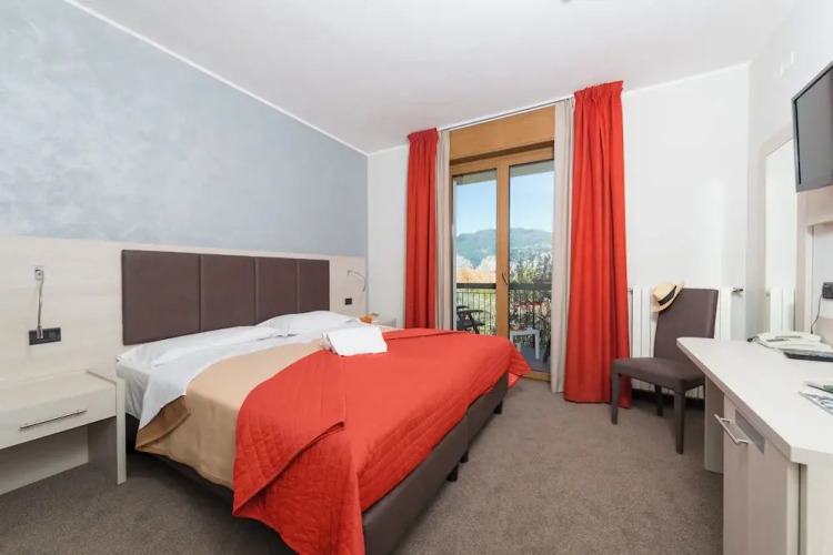 H Catullo Malcesine - Lac de Garde