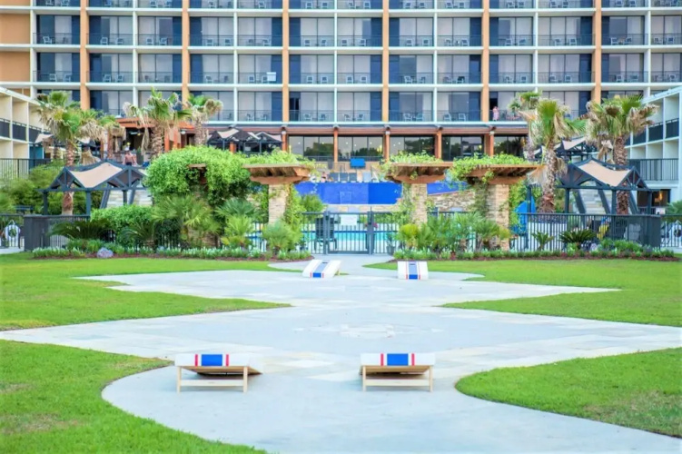 Royal Holiday Beach Resort - Mississippi
