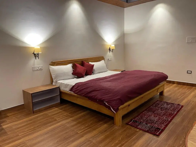 Plaza Hotel - Pithoragarh