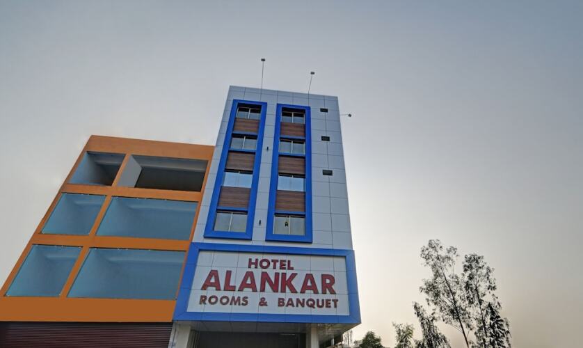 Treebo Alankar Hoshangabad Road - Bhopal