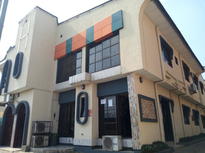 Holla-jobi Guest House - Lagos, Nigeria