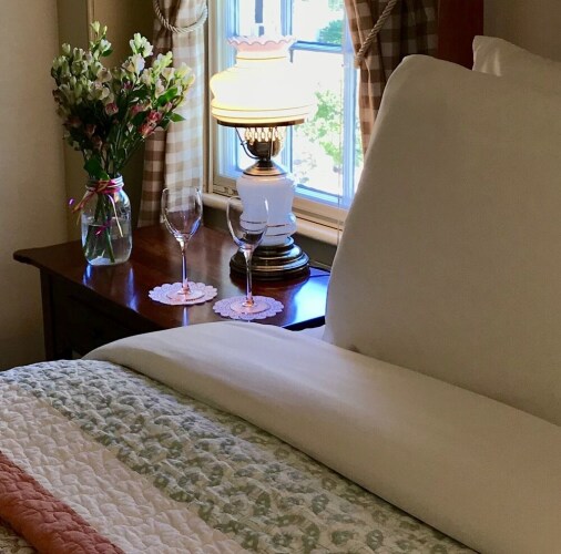 Spring Hill Inn - Coventry, CT