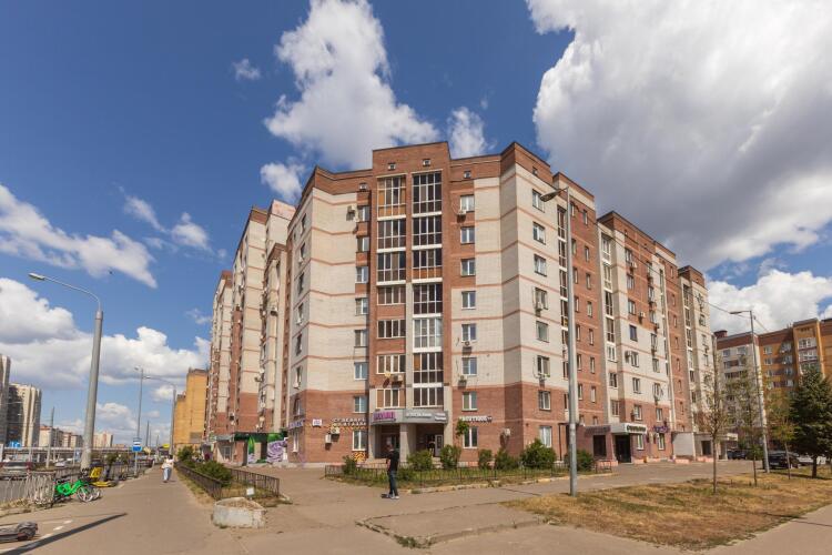 Апартаменты на улице Чистопольская 66 - Казань