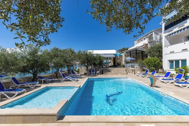 Family Resort Santa Maria I Apartment 2 - Pag