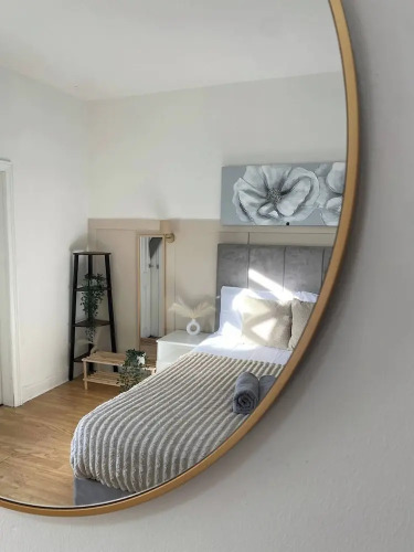 Modern Townhouse-free Parking-game Room-w-ifi - Manchester