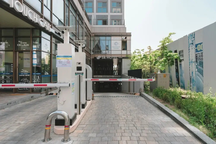 Sr Hotel Yeongjong - 중산동