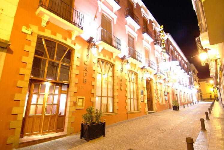 Hotel Palacio De Onate - Guadix