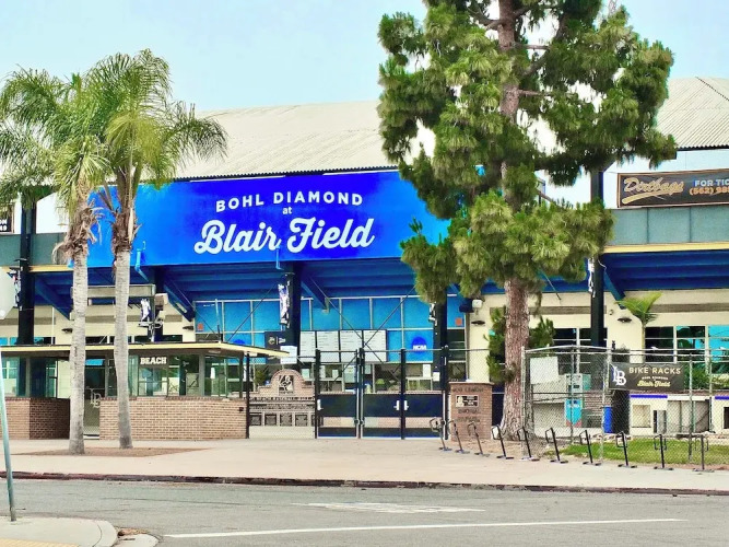 Greenbelt Guesthouse - Long Beach, CA
