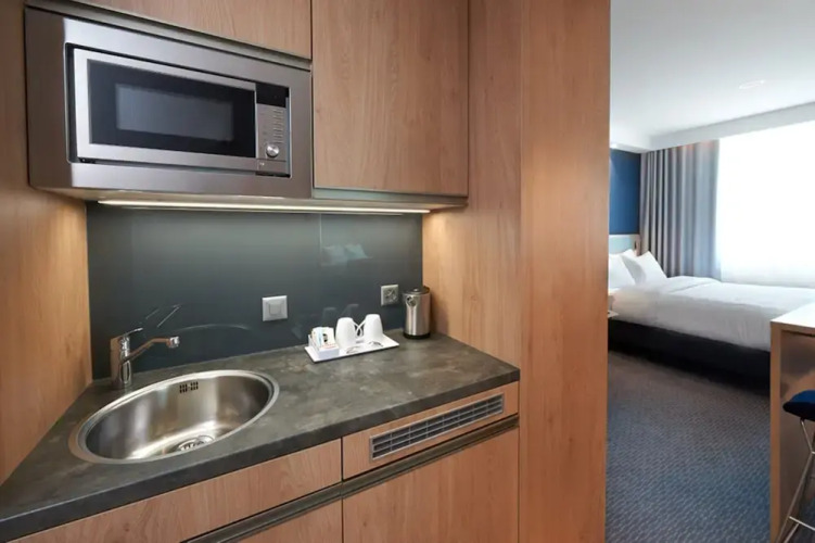 Holiday Inn Express & Suites Monheim Am Rhein By Ihg - Leverkusen