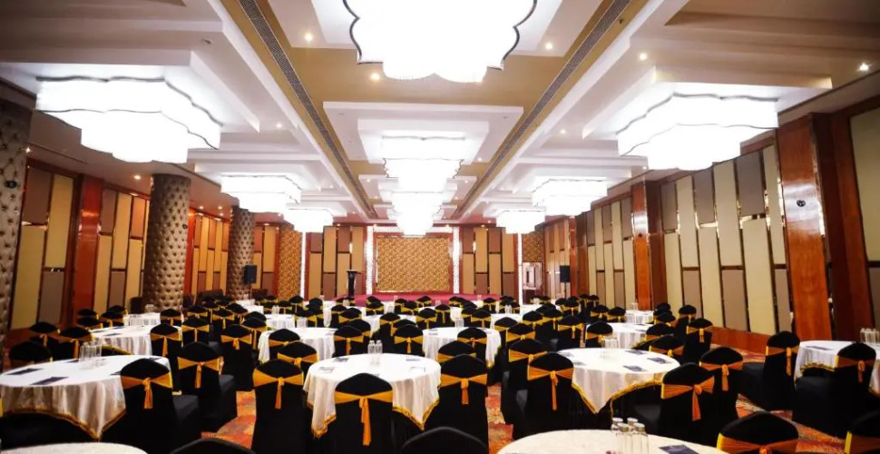 Hotel Leroy Grand - Yeshwanthpur - Bangalore