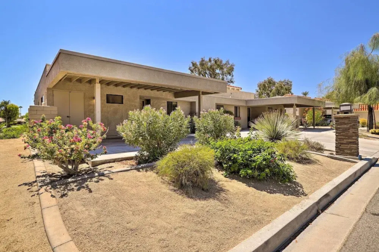 Patio, Grill + Resort Perks: Palm Desert Home - Palm Desert, CA