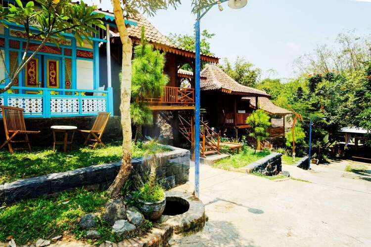 Capital O 93238 Lembah Mbalong Resort - Malang