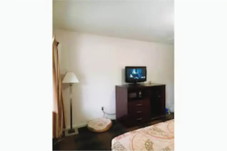 Travelers Inn By Oyo Beaver, Hwy 19 - Beckley, WV