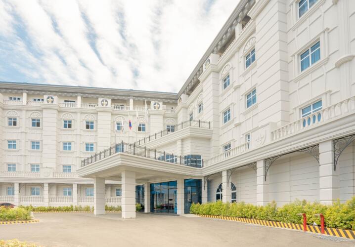 The Monarch Hotel - Dagupan