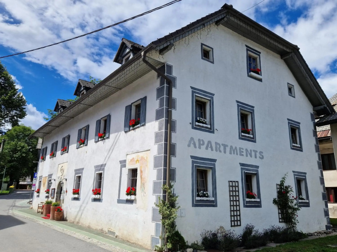 Apartments Belopeški Dvori - Kranjska Gora